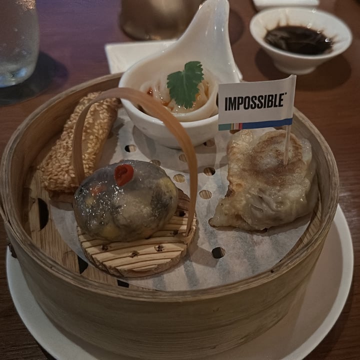 EMPRESS Downtown Core, Singapore Plant-Based Dim Sum Platter Review ...