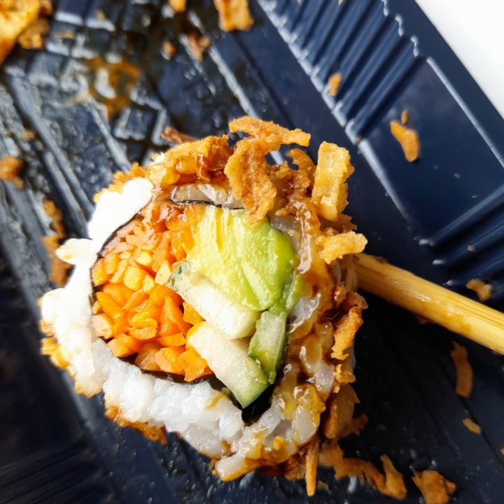 Sushi Daily Crunch Veggie Roll Review | abillion