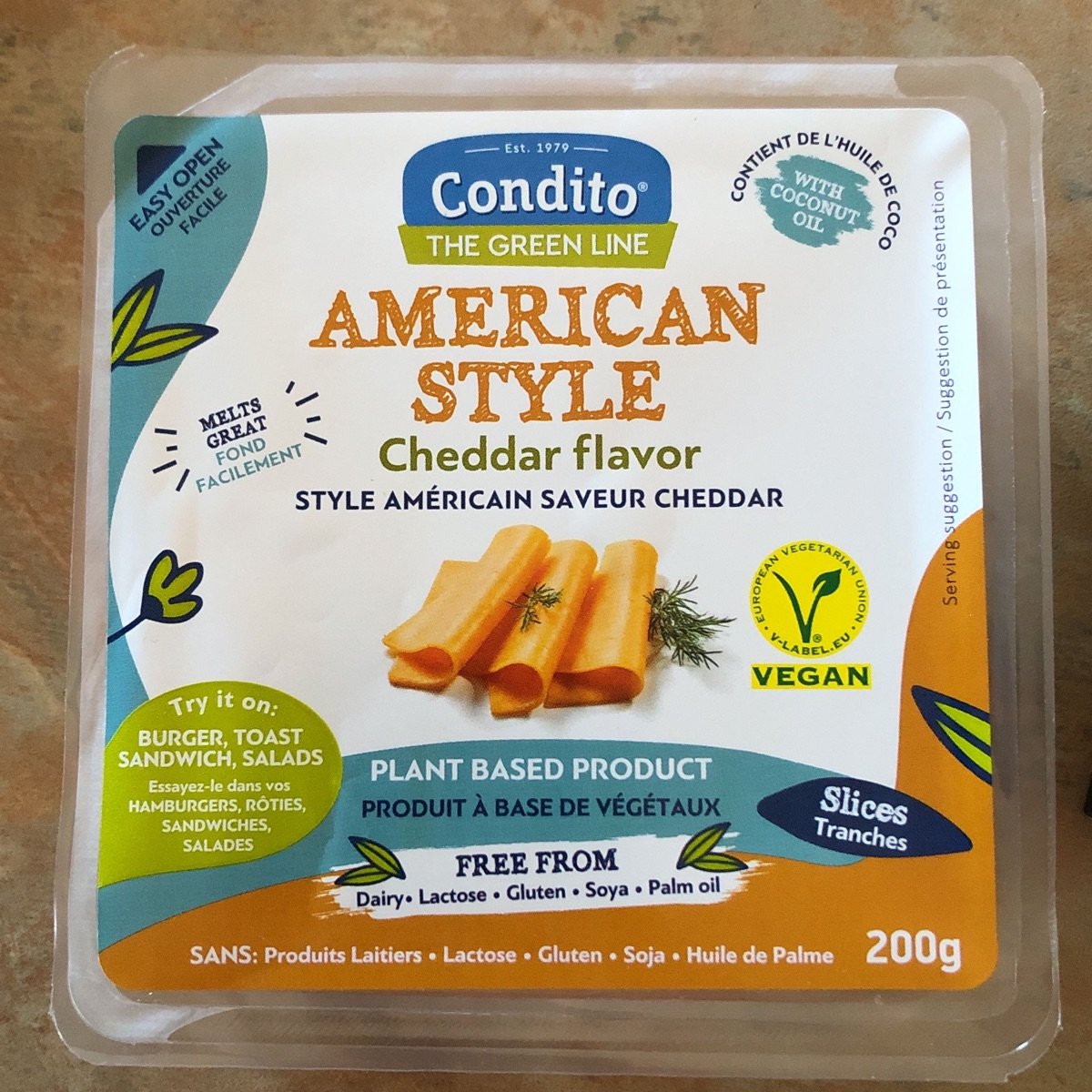american style cheddar slices from Condito THE GREEN LINE - Vegan ...