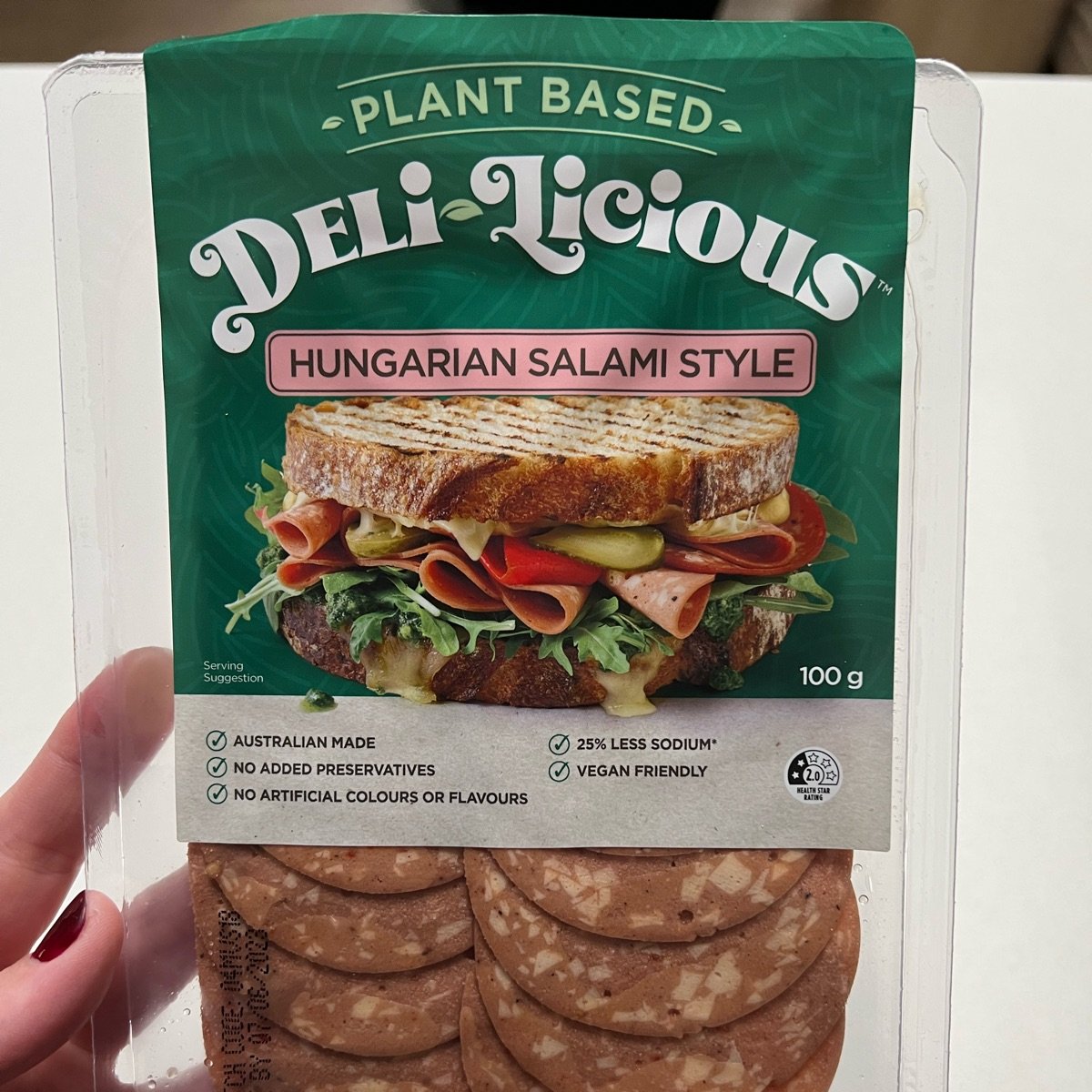 Hungarian Salami style from Deli licious - Vegan Product Reviews ...