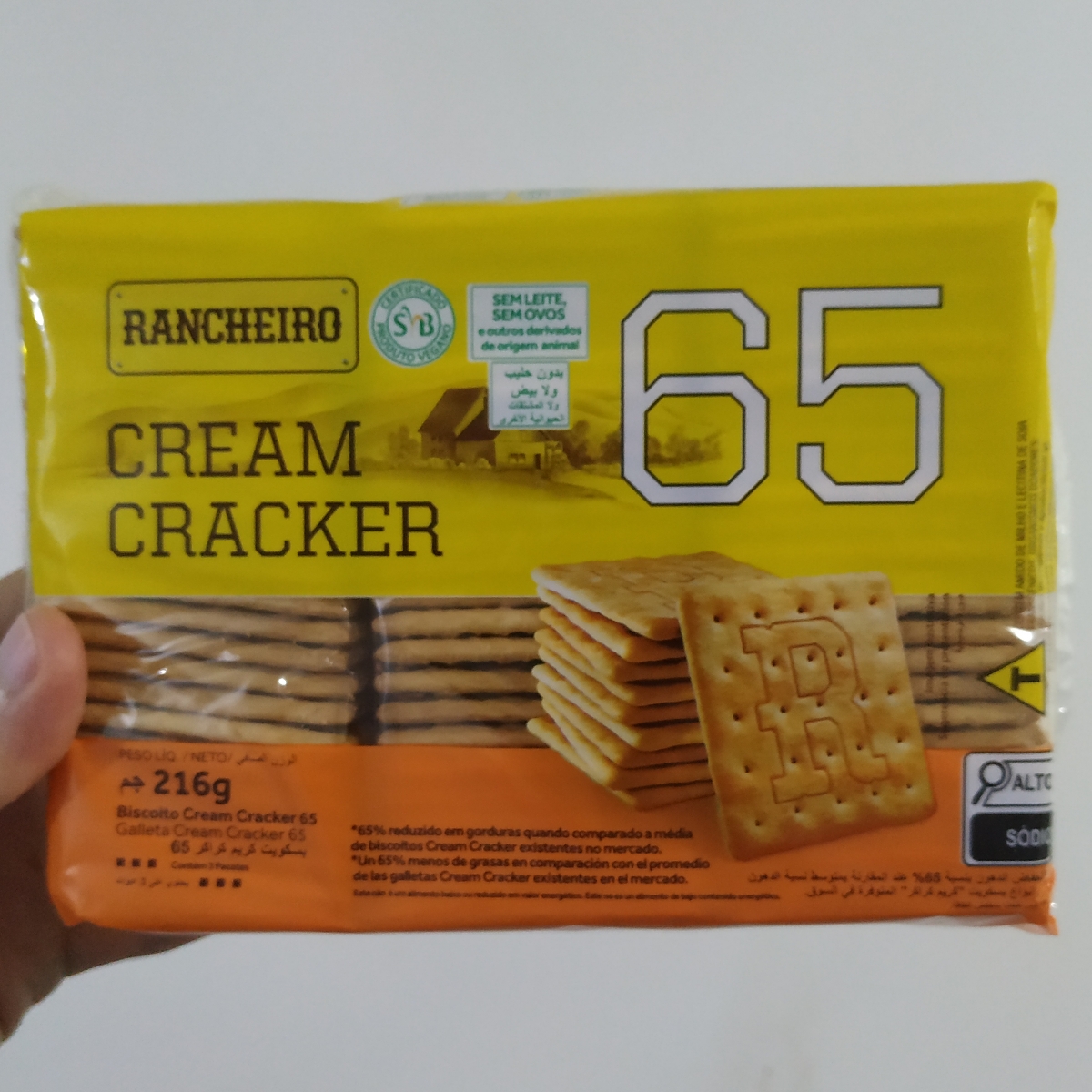cream cracker 65 from Rancheiro - Vegan Product Reviews & Ratings ...