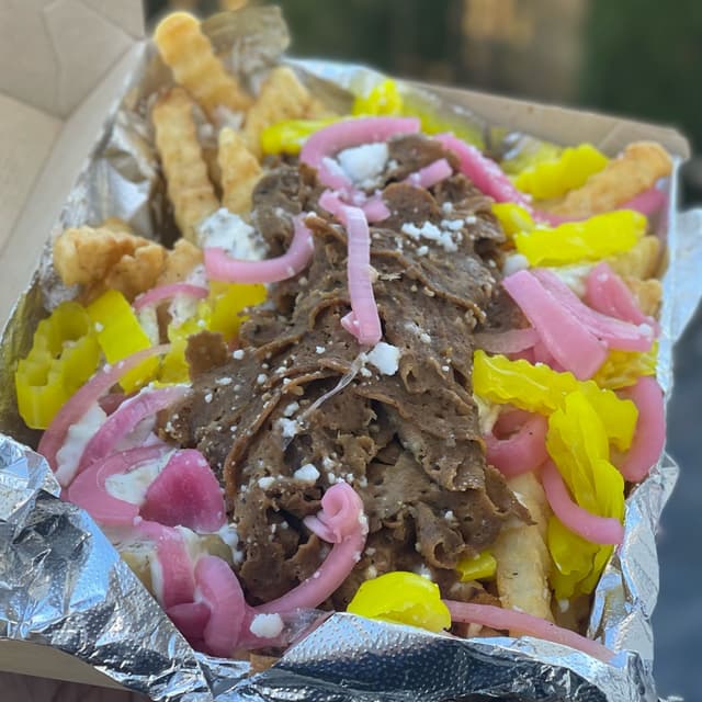 Liz's Loaded Gyro Fries at Seitan's Realm - Review by @gregcombs | abillion