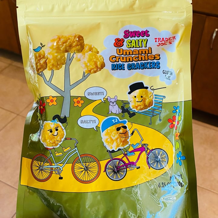 Trader Joe's Sweet & Salty Umami Crunchies Rice Crackers Review | abillion