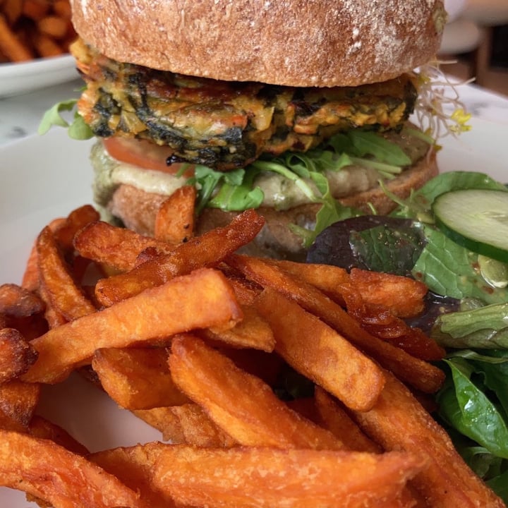 Cedele Bakery Kitchen - Raffles City Downtown Core, Singapore Spinach ...