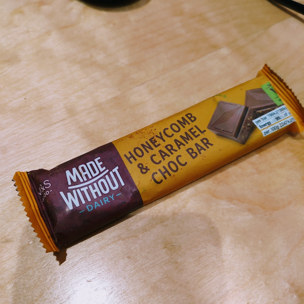 honeycomb and caramel choc bar from Marks & Spencer Food (M&S) - Vegan ...