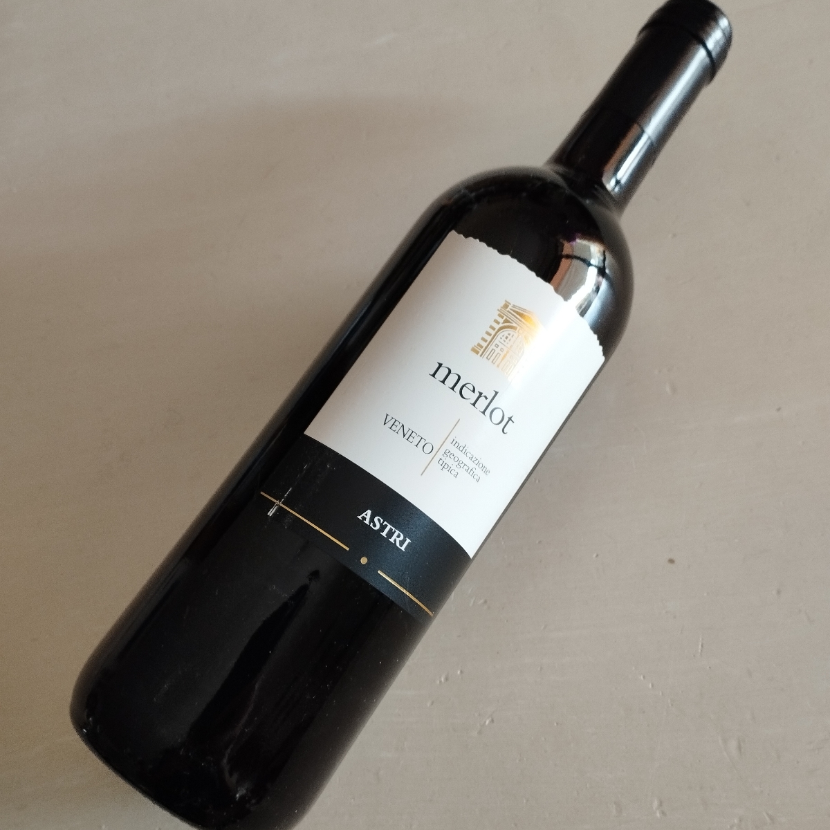 Merlot Veneto from Astri - Vegan Product Reviews & Ratings | abillion