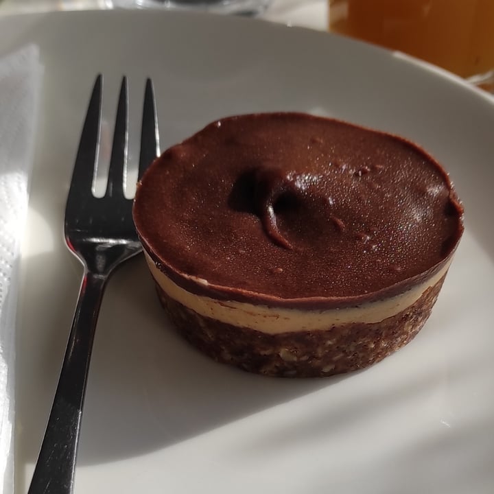 Garðurinn Miðborg, Reykjavík, Iceland Vegan Snickers Review | abillion