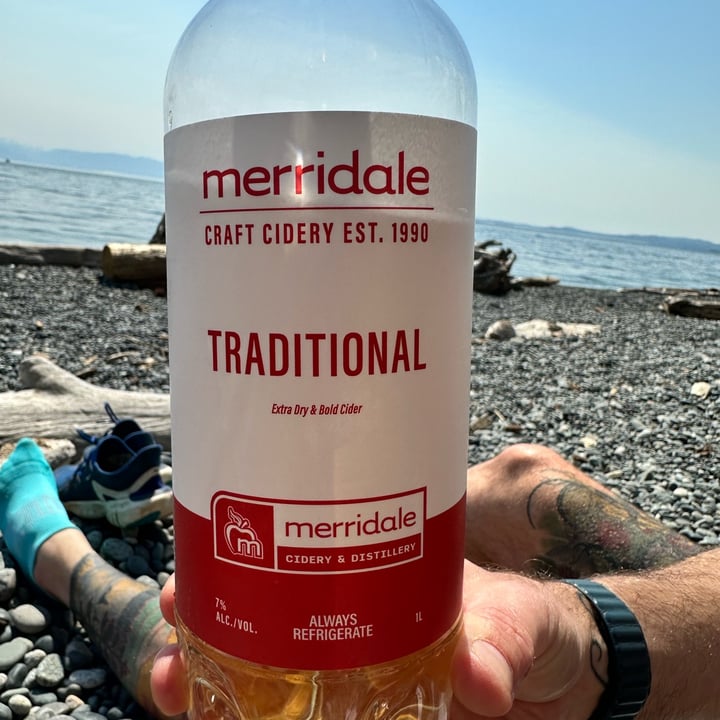 Merridale Traditional Extra Dry & Bold Cider Review | abillion
