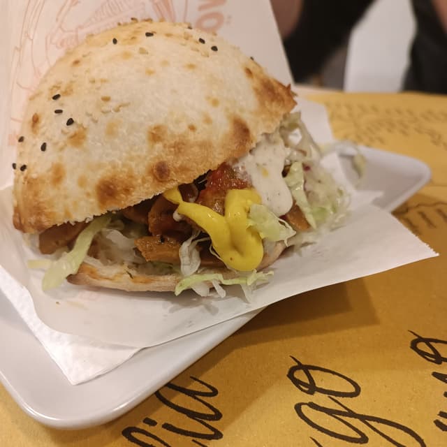 Panino Voner at Pizzeria-Kebab Monte Ararat (Vegano / Vegetariano ...