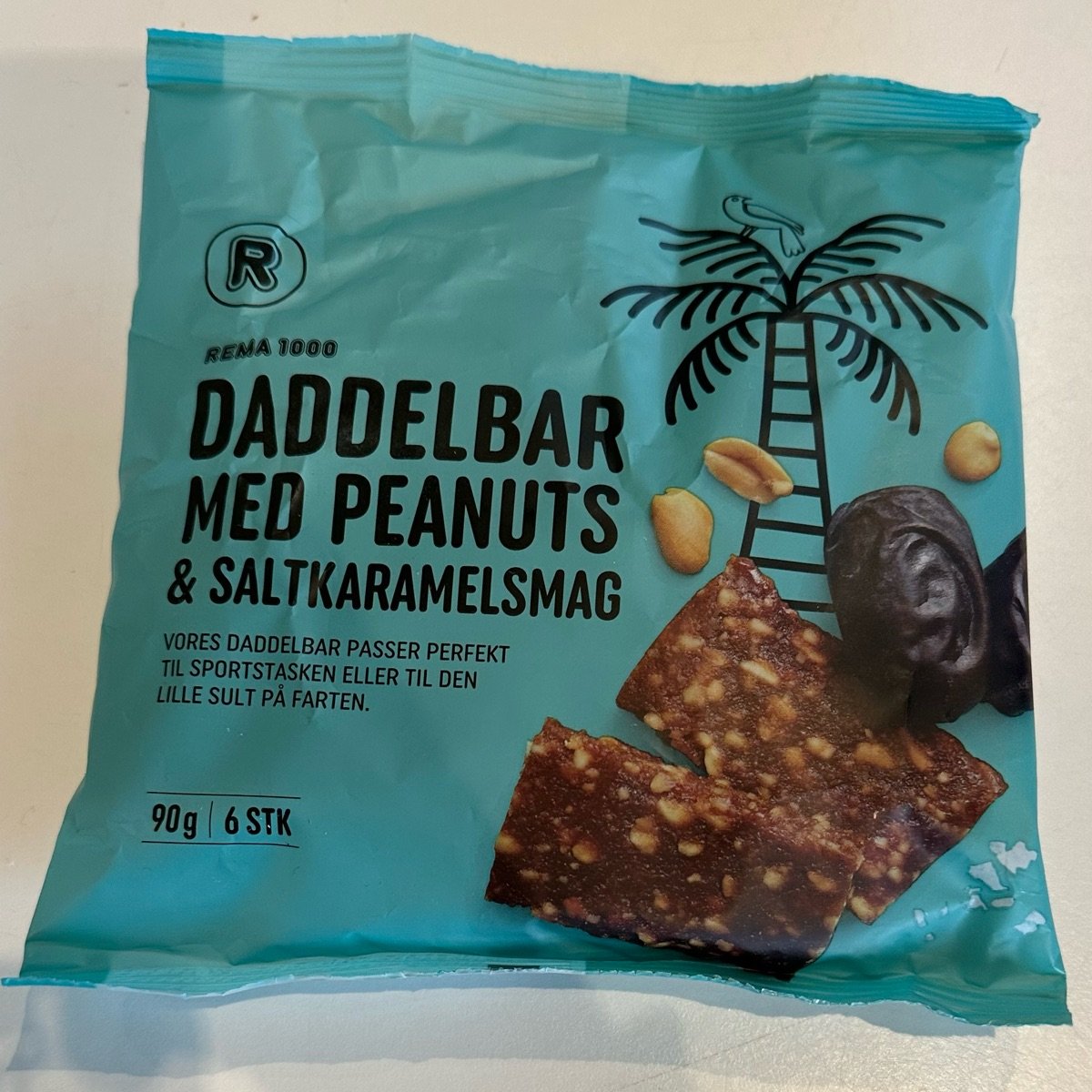 Daddelbar med peanuts & saltkaramelsmag from Rema 1000 - Vegan Product Reviews & Ratings | abillion