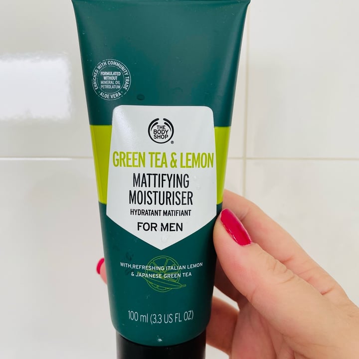 The Body Shop Green Tea & Lemon - Mattifying Moisturiser Review | abillion