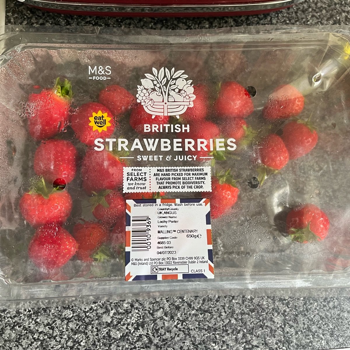 Marks & Spencer Food (M&S) British Strawberries Reviews | abillion