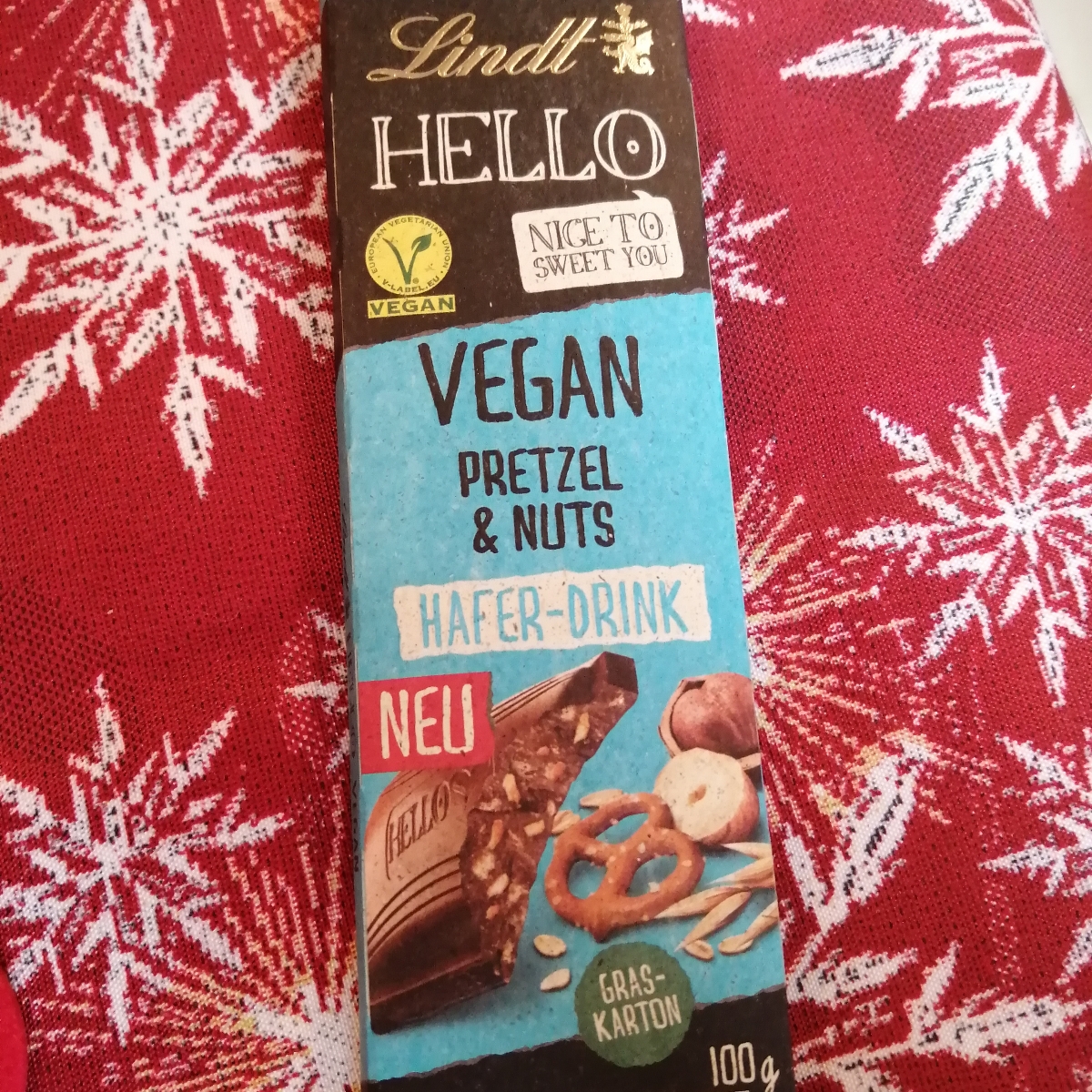 Hello Vegan Pretzel & Nuts from Lindt - Vegan Product Reviews & Ratings ...