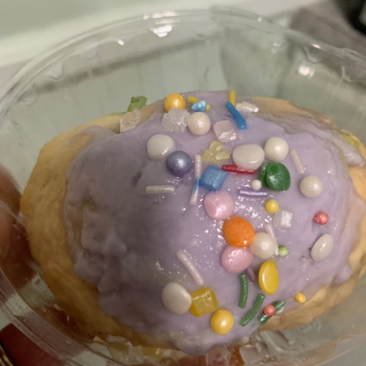 Hey Crow Bakery Lemon Scone Review | abillion