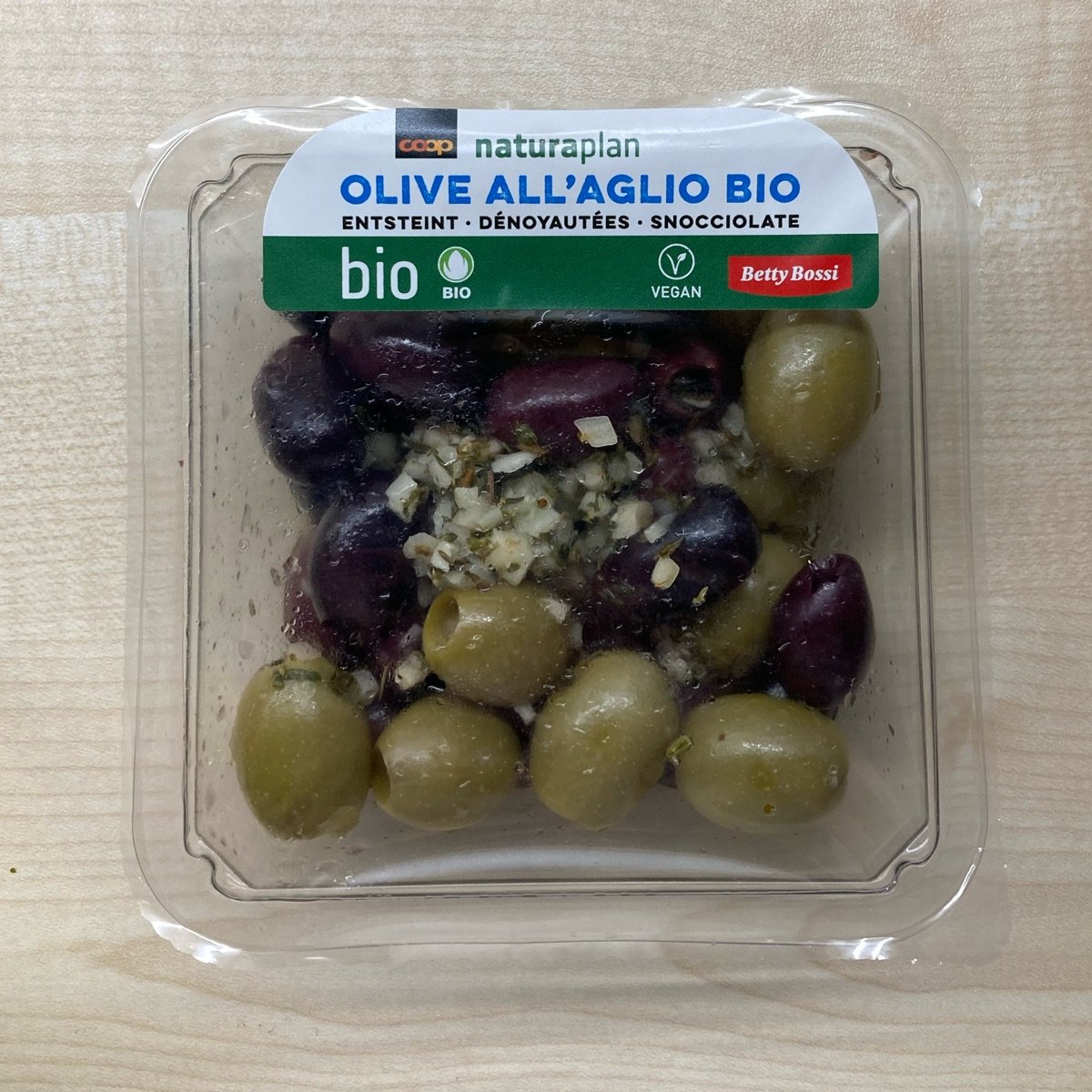 OLIVE ALL'AGLIO BIO from Coop naturaplan - Vegan Product Reviews ...