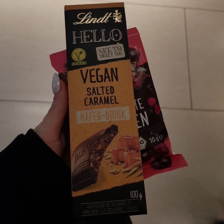 Lindt Hello Vegan Salted Caramel Review | abillion