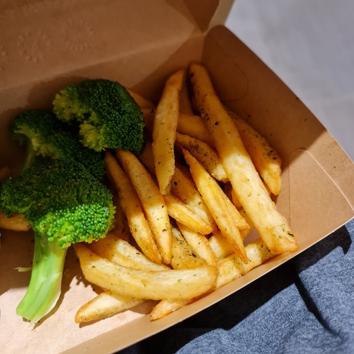 VEGANBURG Woodleigh Toa Payoh, Singapore Seaweed Fries Review | abillion