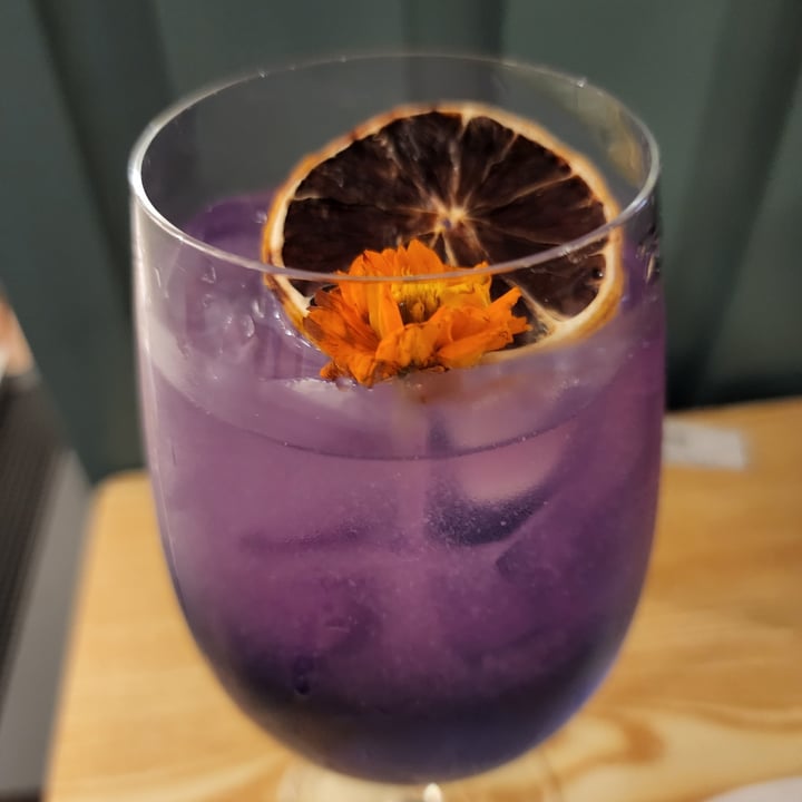 Spotted Pig Cafe Legazpi Village, Makati, Philippines Indigo Sunset ...