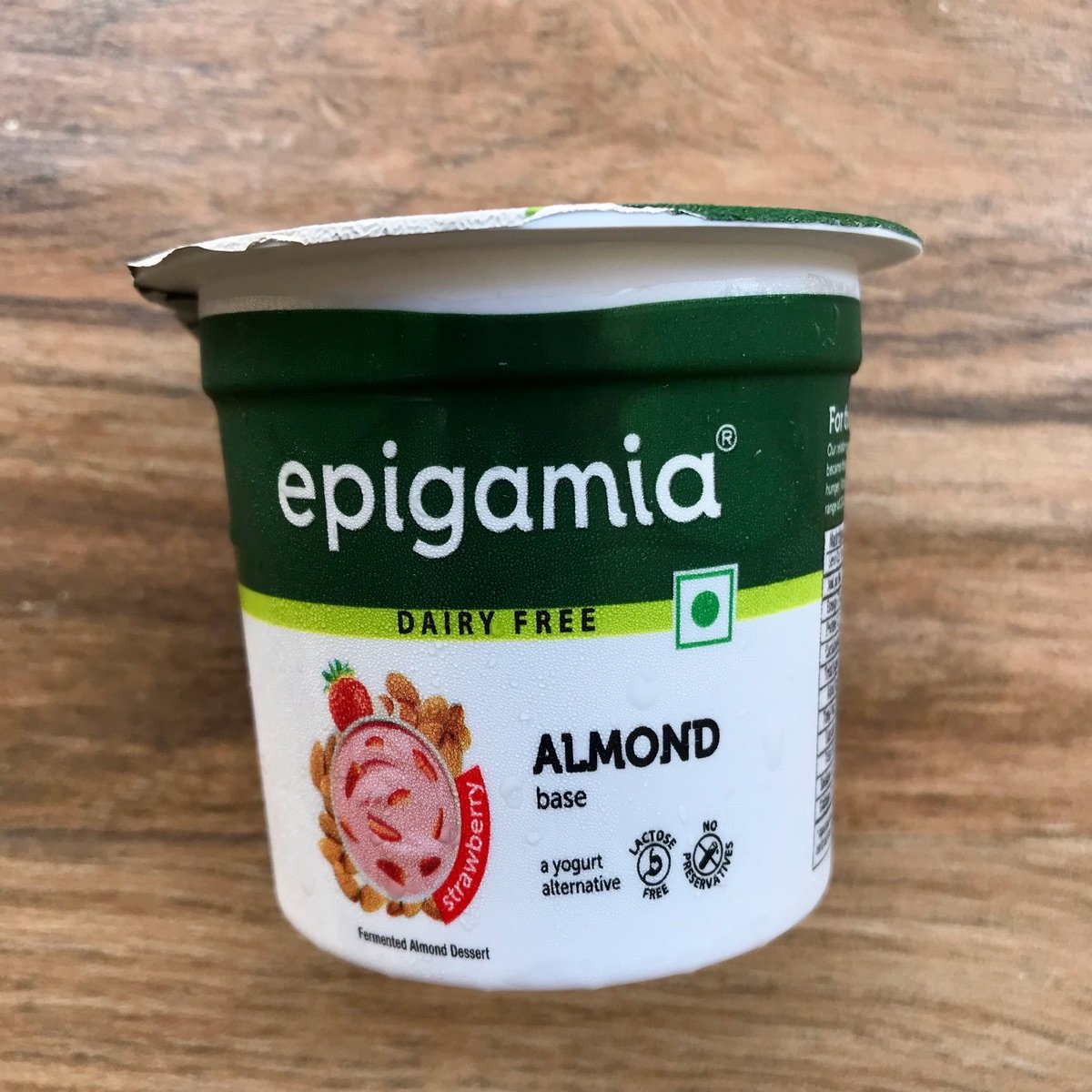 Almond Base Strawberry from Epigamia - Vegan Product Reviews & Ratings ...