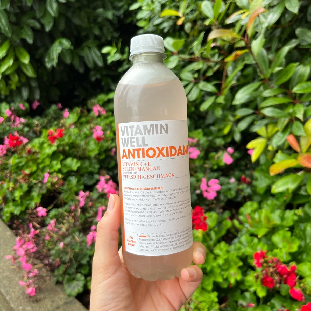 Antioxidant Peach Drink from Vitamin Well - Vegan Product Reviews ...
