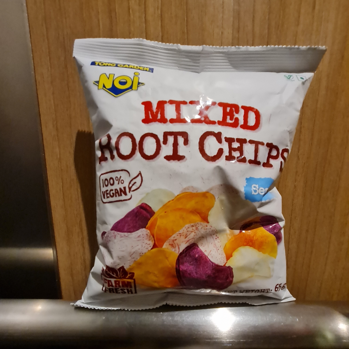 Mixed Root Chips from Noi - Vegan Product Reviews & Ratings | abillion