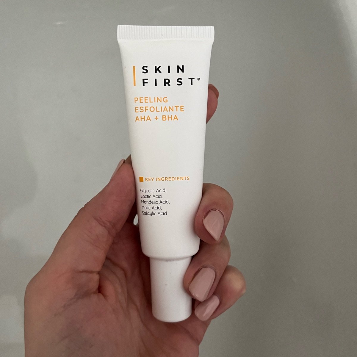 Peeling esfoliante AHA + BHA from Skin First Cosmetics - Vegan Product ...