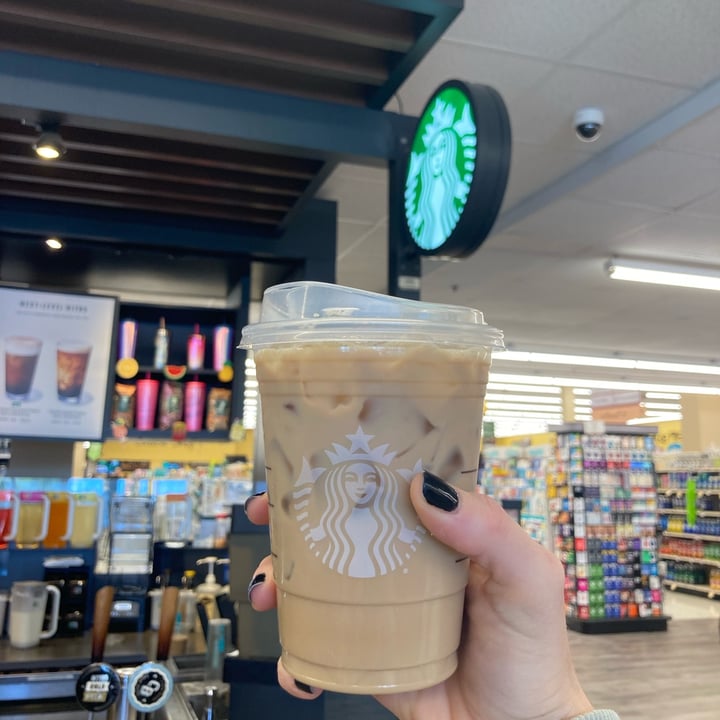 Starbucks Quincy, United States Iced latte (soy) Review | abillion