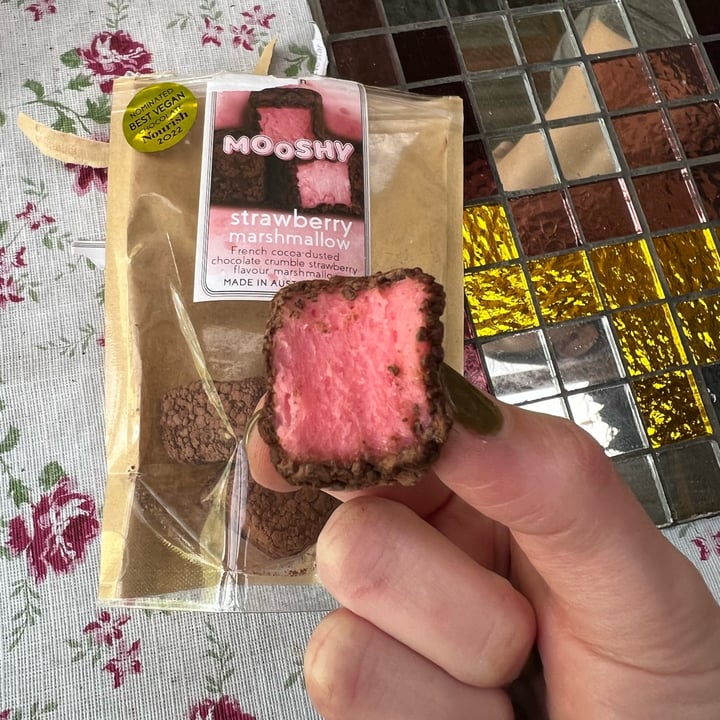 House of Nestar Mooshy - Strawberry Marshmallow Review | abillion
