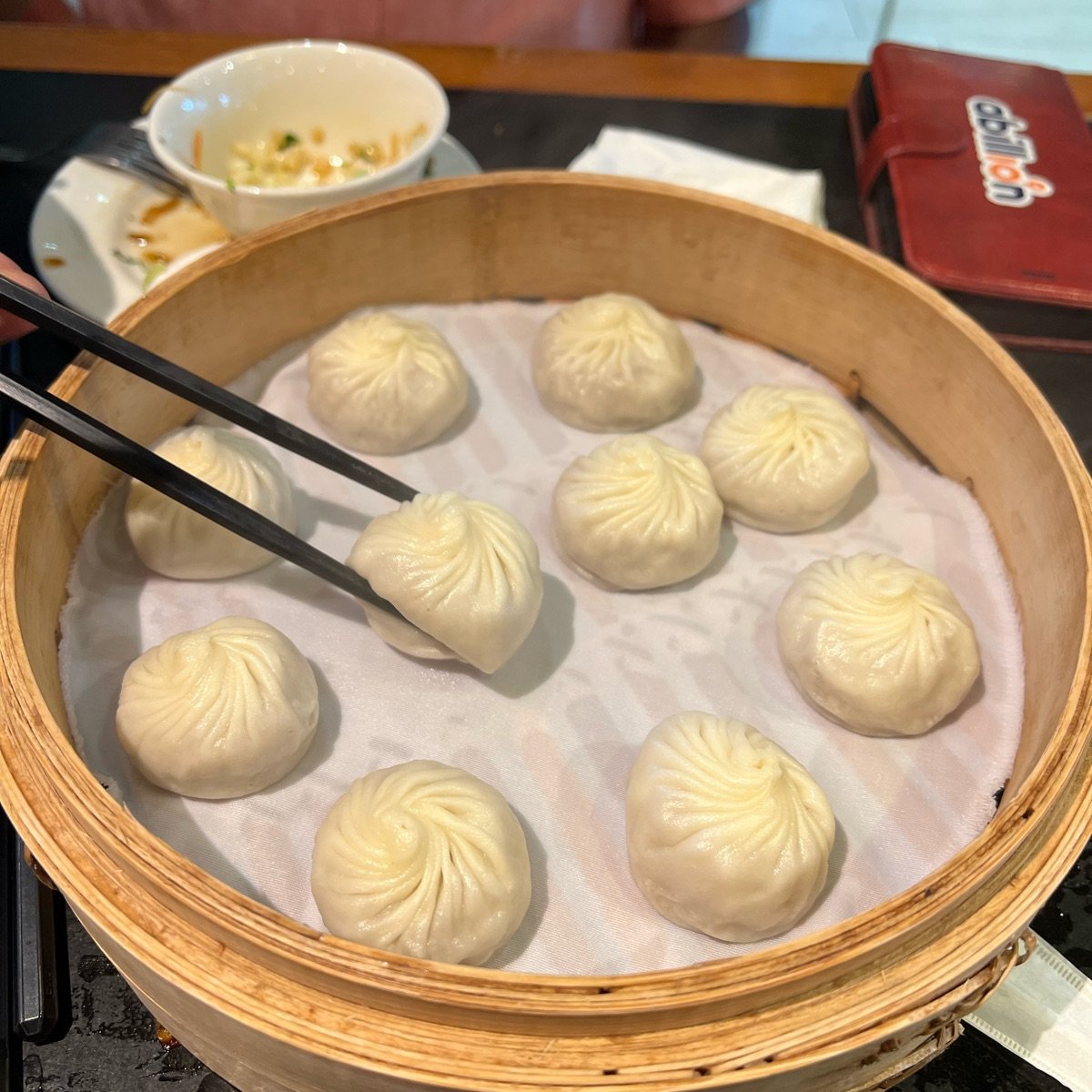 yam buns at Din Tai Fung, Singapore - Vegan Dish Reviews & Ratings ...