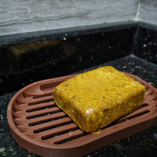 sticky syrup soap at Lush - Review by @ppyenlin | abillion