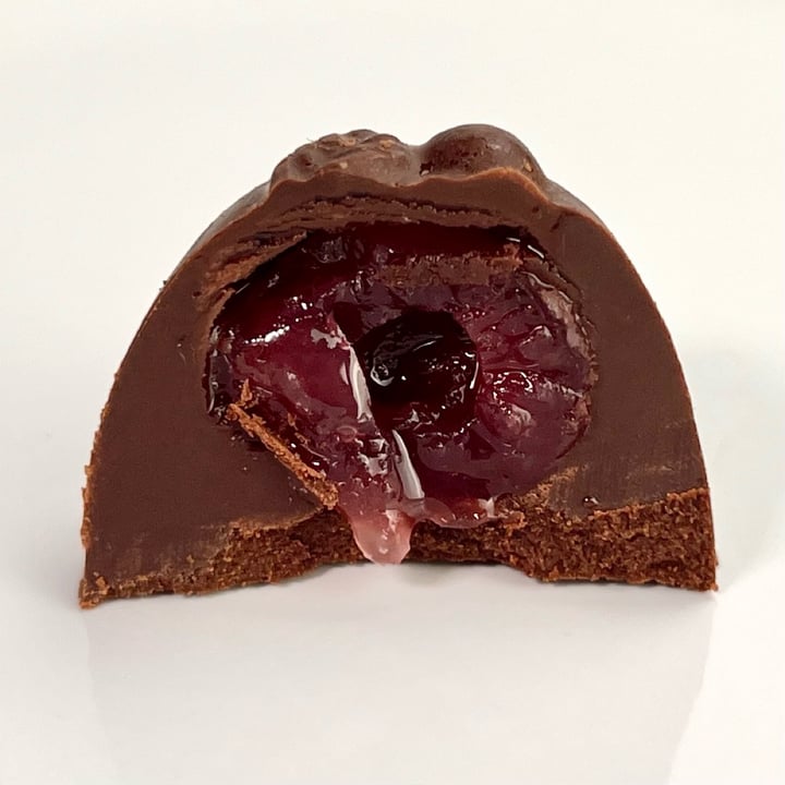 Tiny Moreso Cully, Portland, United States Hand-Dipped Cherry Truffle ...