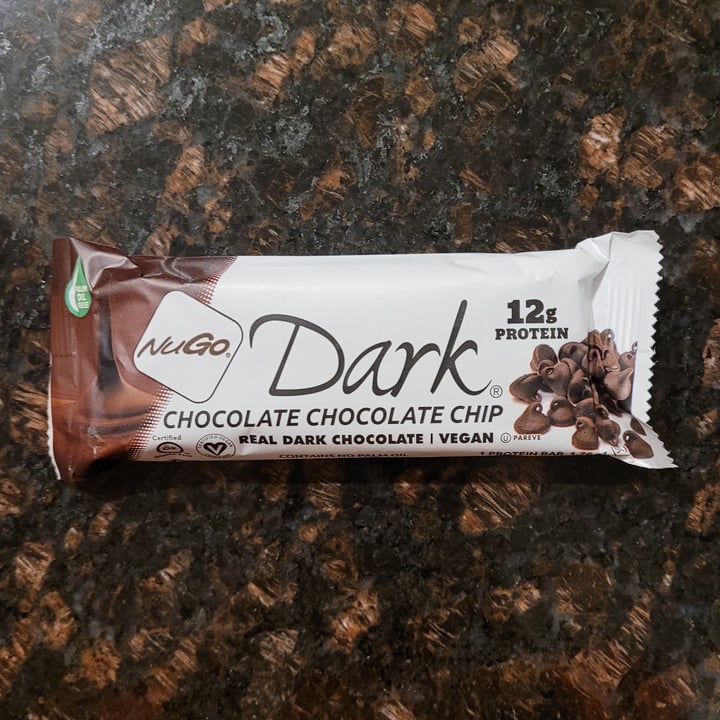 NuGo Dark Chocolate Chip Protein Bar Review | abillion