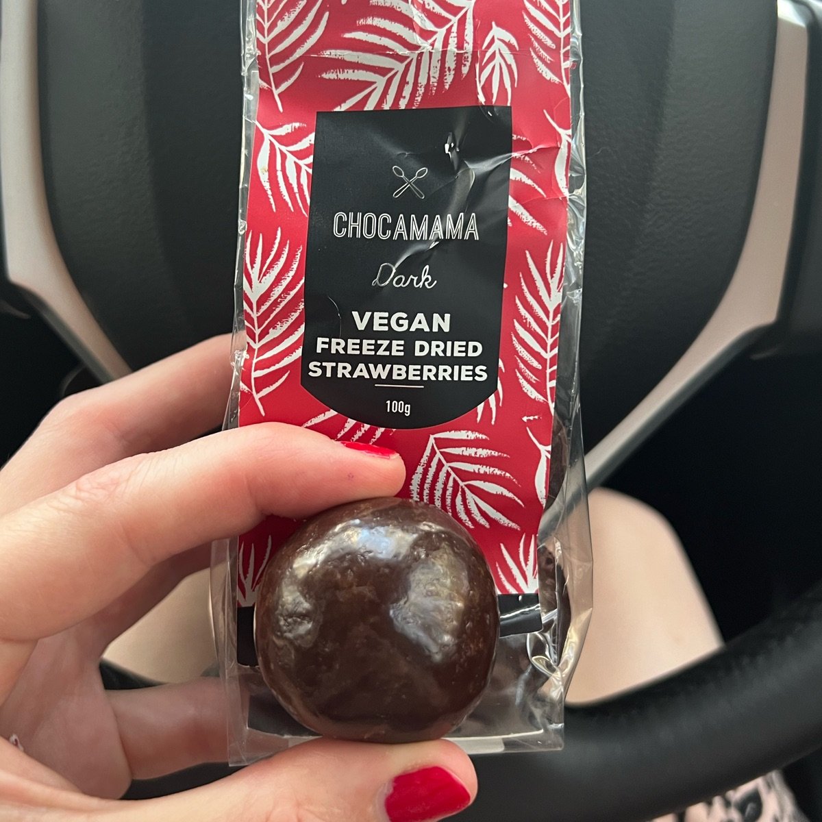 Vegan Dark Chocolate Freeze Dried Strawberries from Chocamama - Vegan ...
