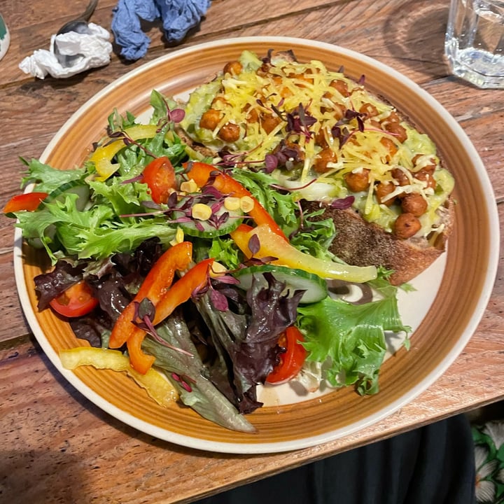 Mad Cucumber United Kingdom Oyster Mushroom Sandwich Review | abillion