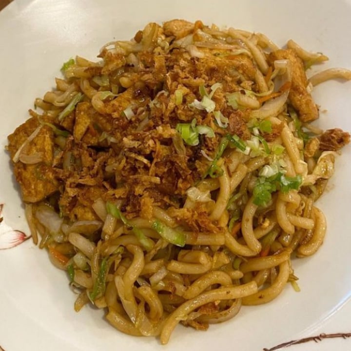 Wakaze United Kingdom tofu teppan udon noodles Review | abillion