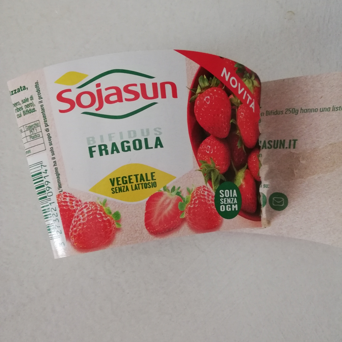 yogurt alla fragola from Sojasun - Vegan Product Reviews & Ratings ...