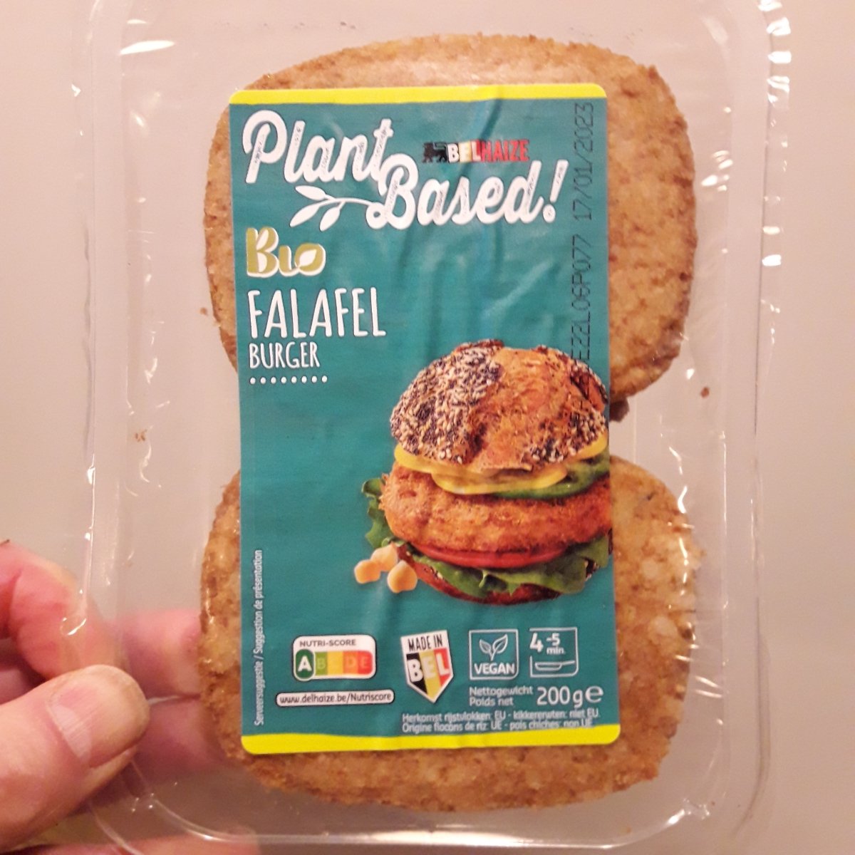 Delhaize Plantbased Bio Falafel Burger Reviews | abillion