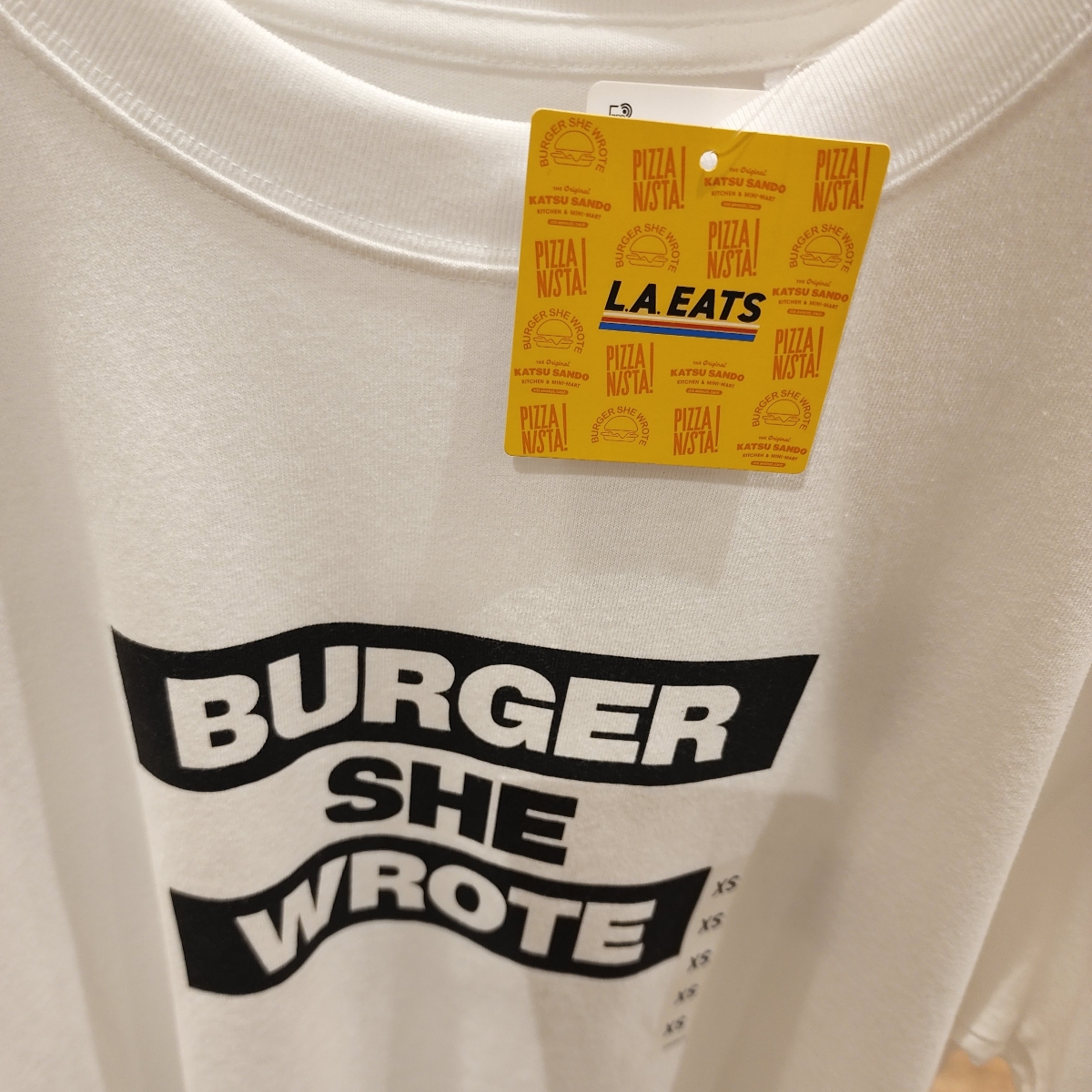 Burger She Wrote t-shirt from Uniqlo - Vegan Product Reviews & Ratings ...