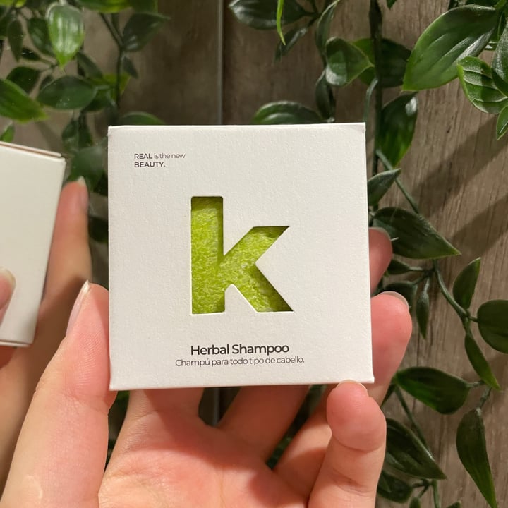 Kriim Herbal Shampoo Review | abillion