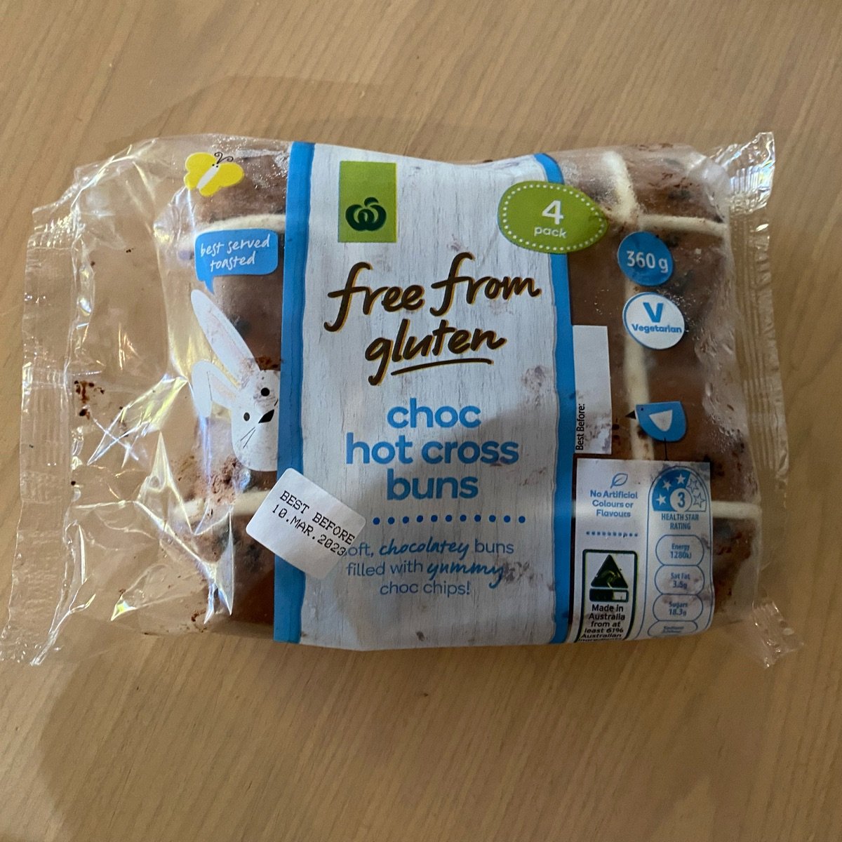 Choc Hot Cross Buns from Woolworths Free From - Vegan Product Reviews ...