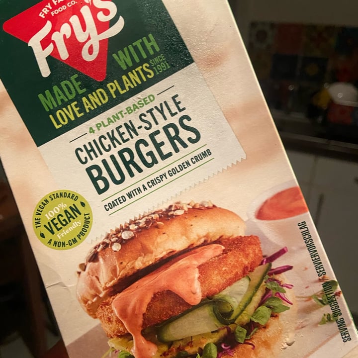 Fry's Family Food 4 Plant-based Chicken-style Burgers Review | abillion