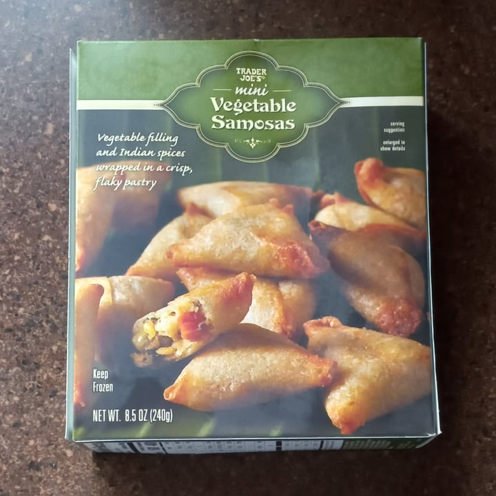 Trader Joe's Mini vegetable samosas Review | abillion