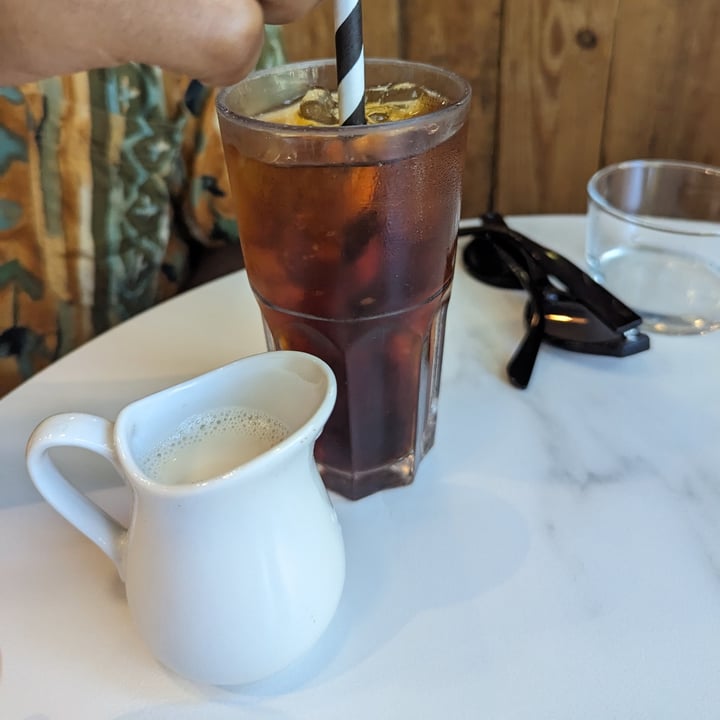 Equilibrium Cafè Brvnch&Coffee Barcelona, Spain coffee with ice Review ...