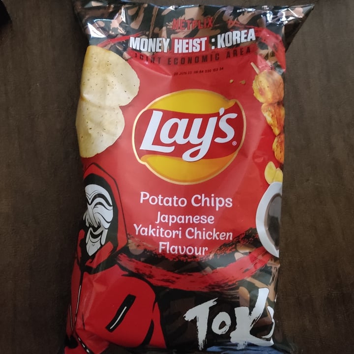 Lay's japanese yakitori chicken flavour potato chips Review | abillion