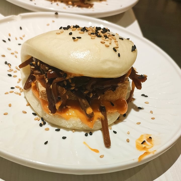 Yoshi Ramen Bologna, Italy Bao veg Review | abillion