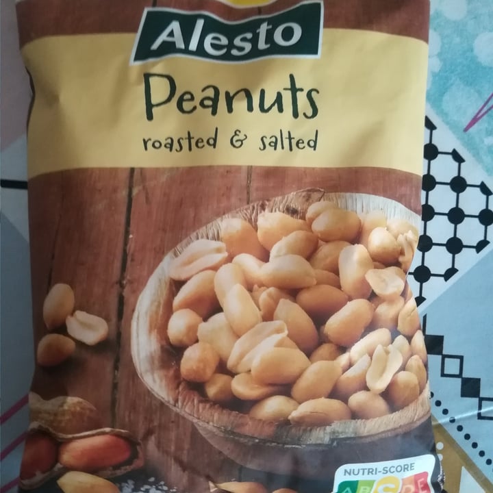 Alesto Peanuts roasted and salted Review | abillion
