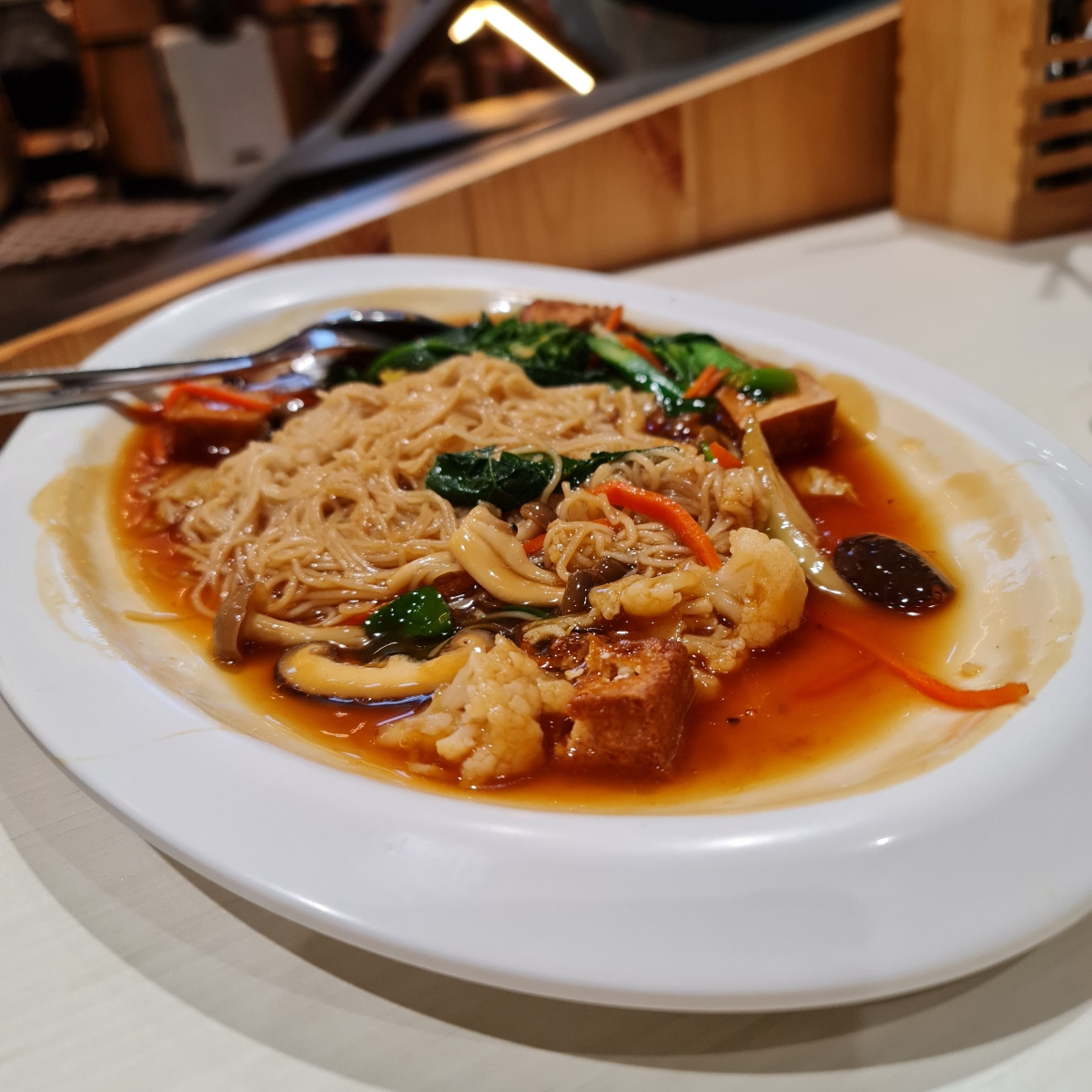 Vegetarian Rice Vermicelli with Sauteed Tofu at SO PHO - JEWEL CHANGI AIRPORT, Singapore - Vegan ...