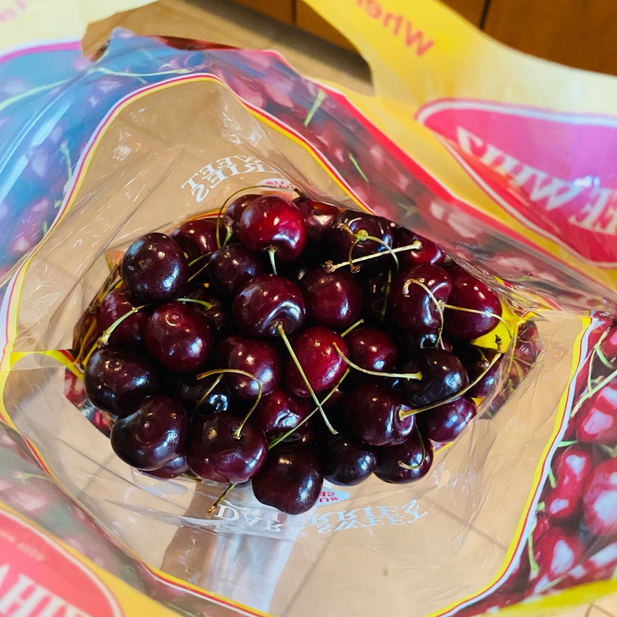 Gee Whiz Dark Sweet Cherries Reviews | abillion