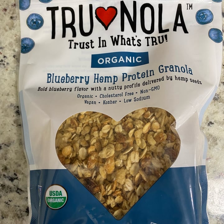 Trunola Blueberry Hemp Protein Granola Review | abillion