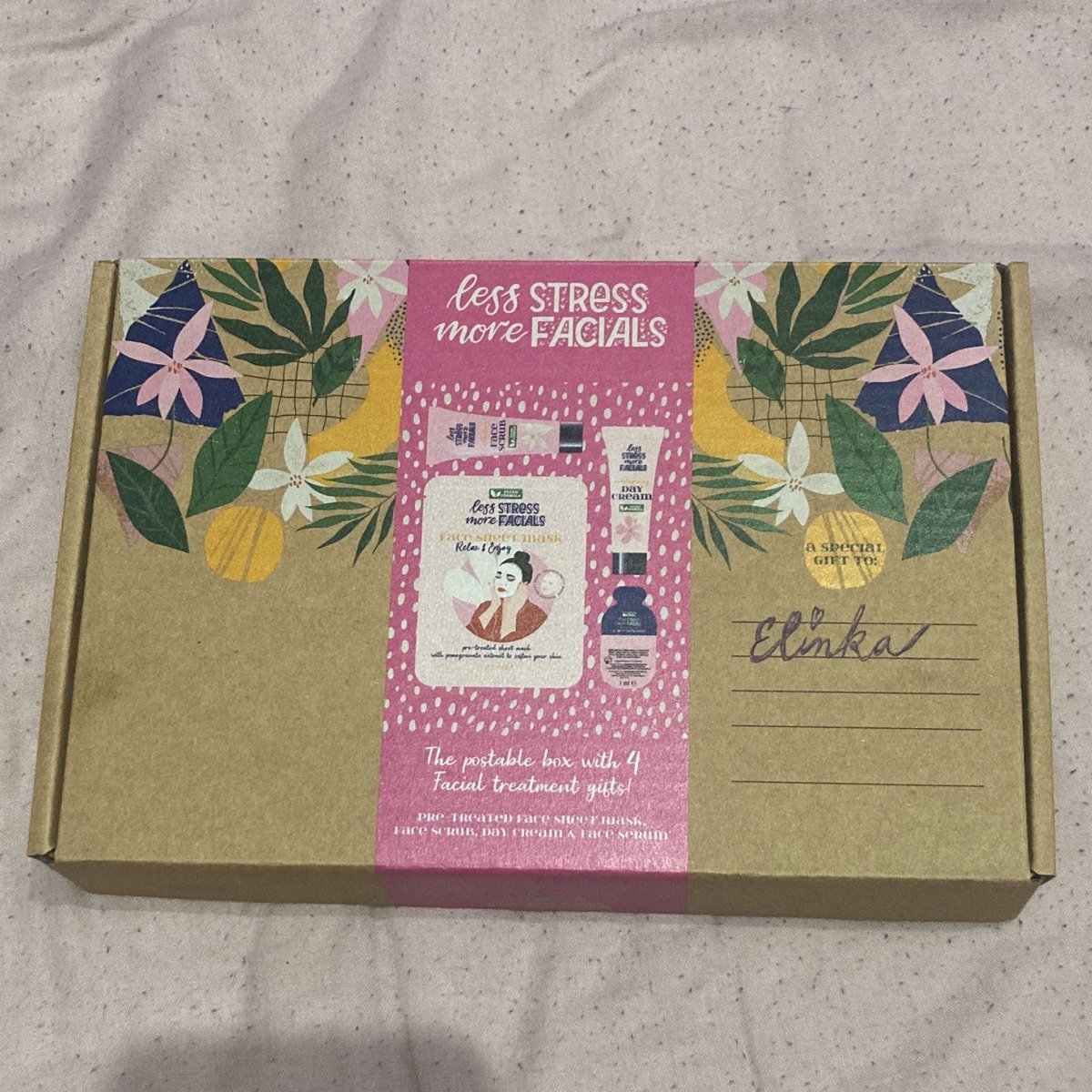 The postable box with 4 facial treatment gifts from Less stress more ...
